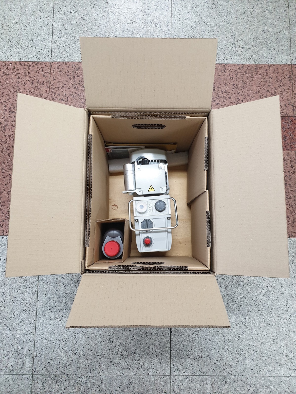 GC/MS Foreline pump oil leak